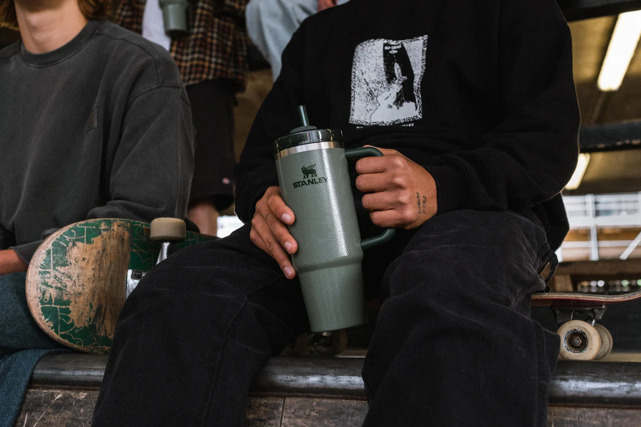 Tumbler Stanley, dari Kuli Bangunan sampai Jadi Lifestyle Gen Z ...